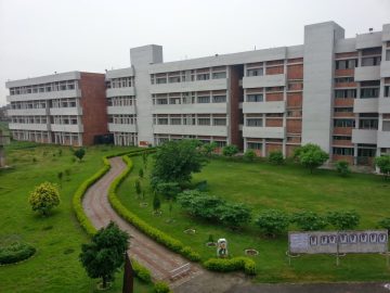 About CSE – University Institute of Engineering and Technology